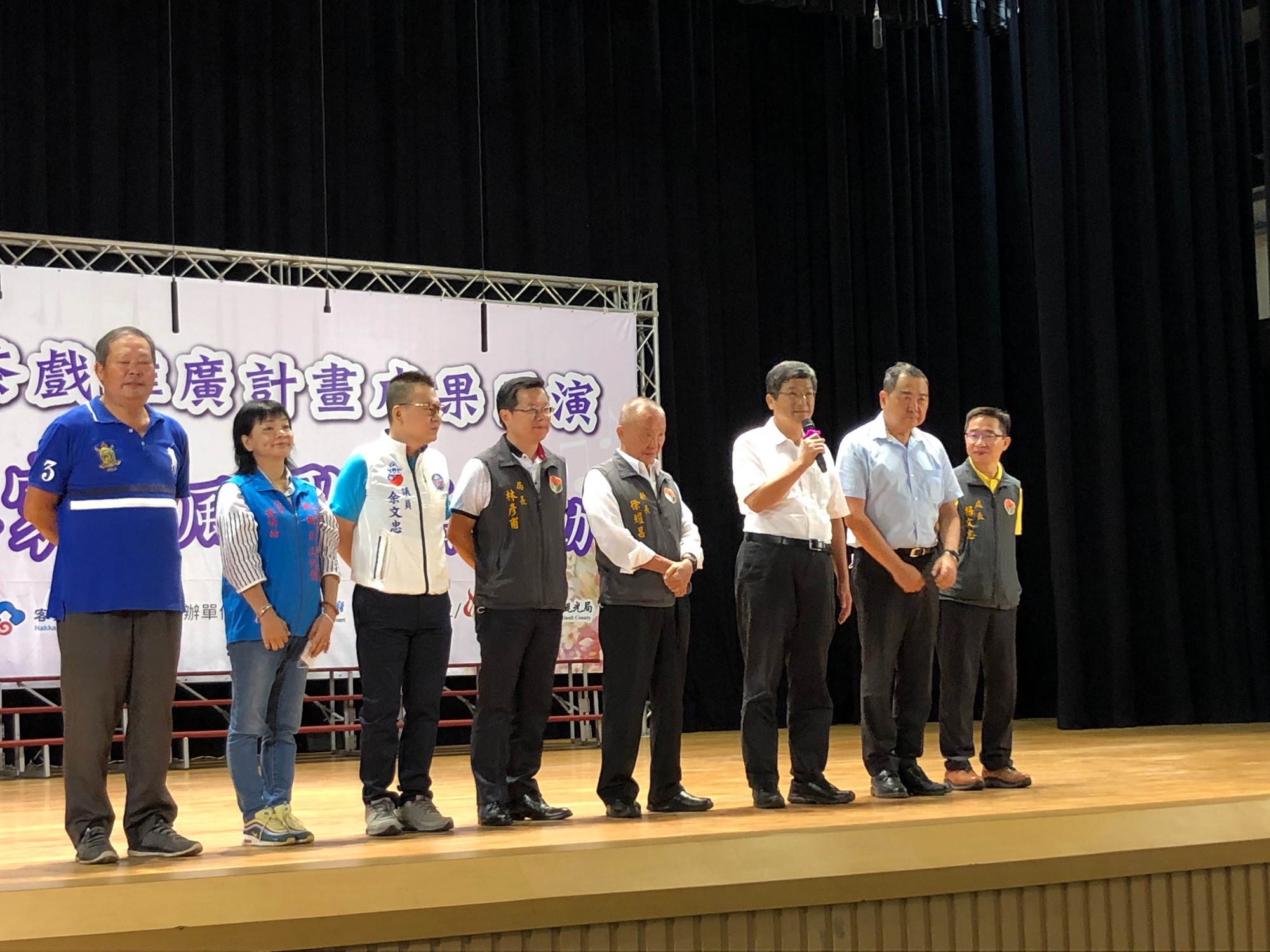 Minister Yiong visits Miaoli to promote Hakka music and ceramic arts ...